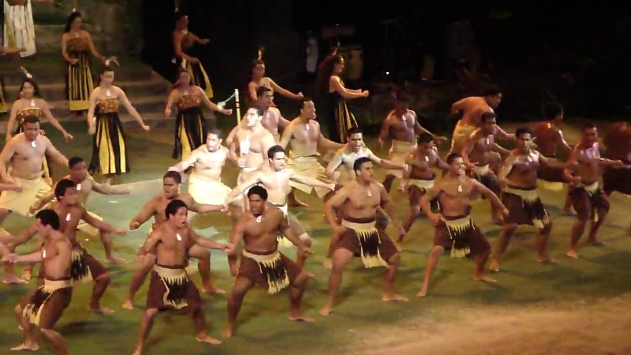 The HAKA Polynesian Culture Center 2010 - YouTube