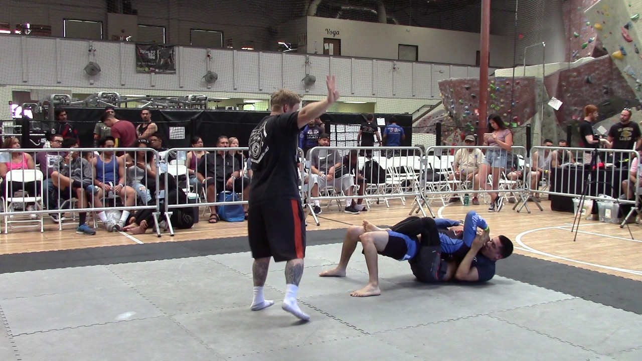 April 22nd 2017 Operation Grapple No-Gi Tournament Mat 1 Match 31 - YouTube
