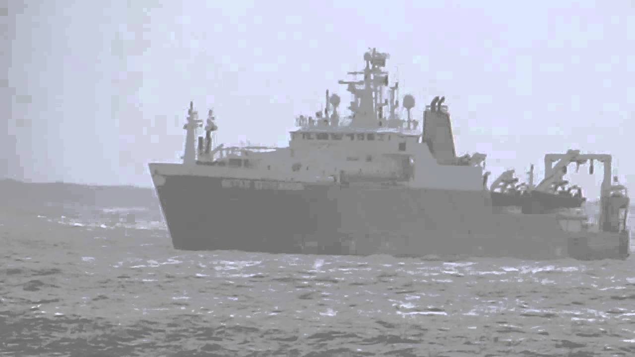 CEFAS ENDEAVOUR for Swansea. - YouTube