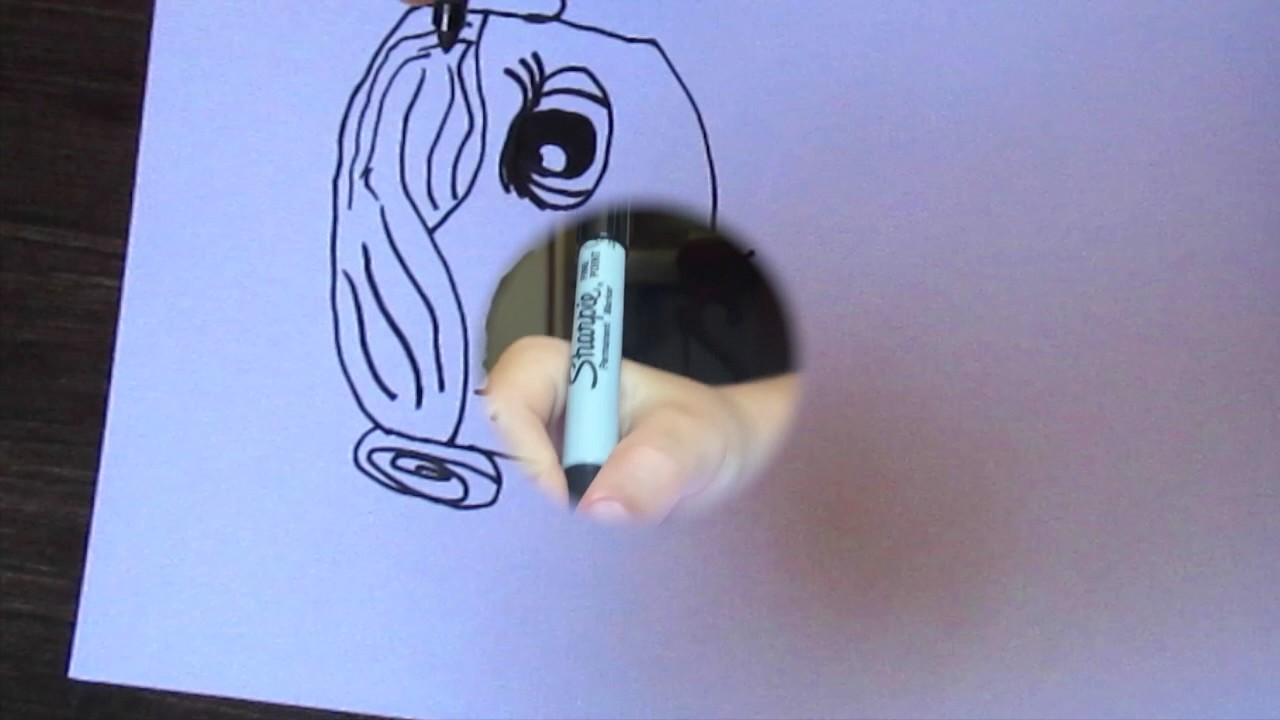 Gianna drawing Princess Leia - YouTube