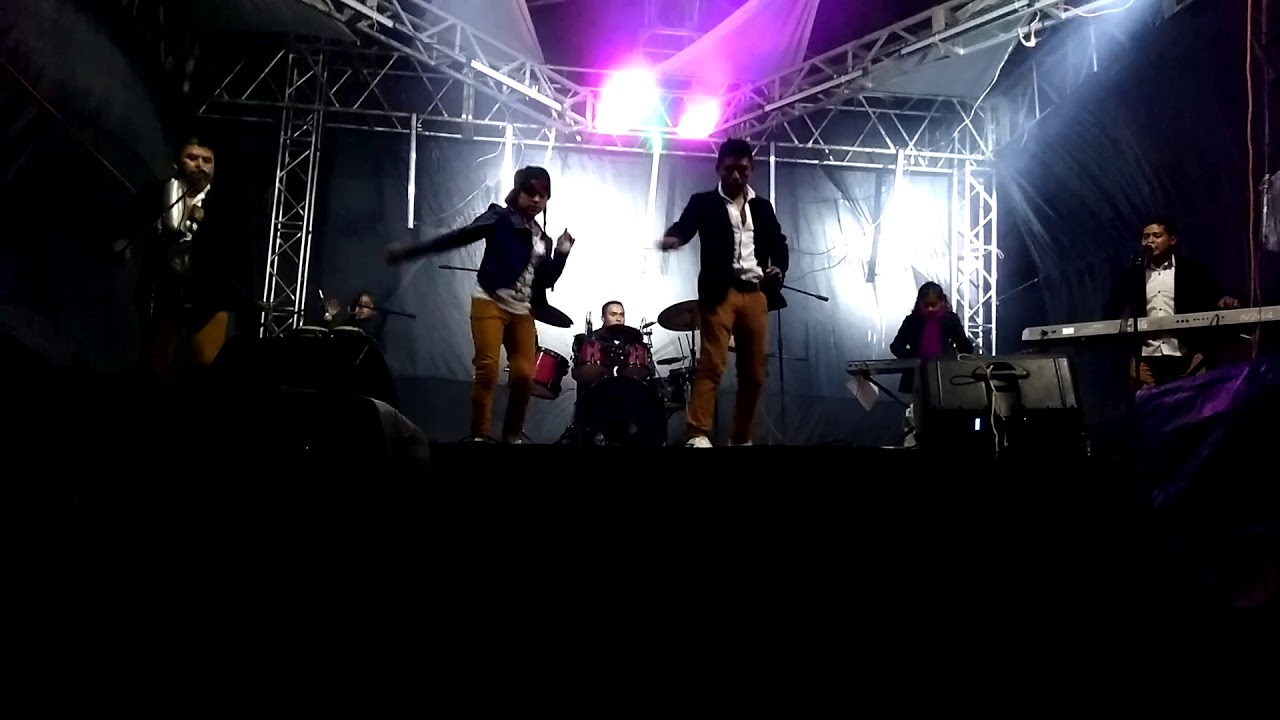 Tormenta musical (San Antonio Acatepec) - YouTube