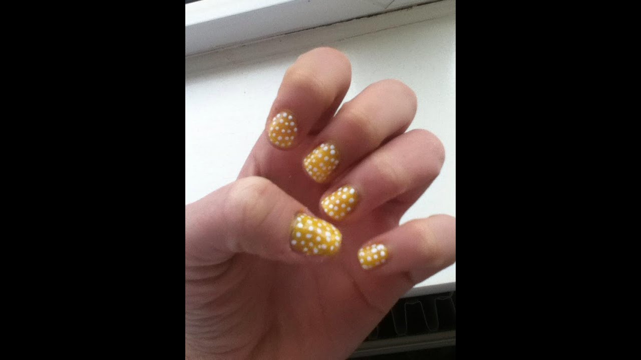Spotty nails tutorial easy and quick!:D - YouTube