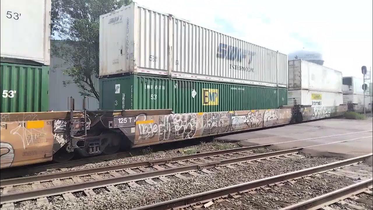 NS 26C With an AC44C6M Leader. - YouTube