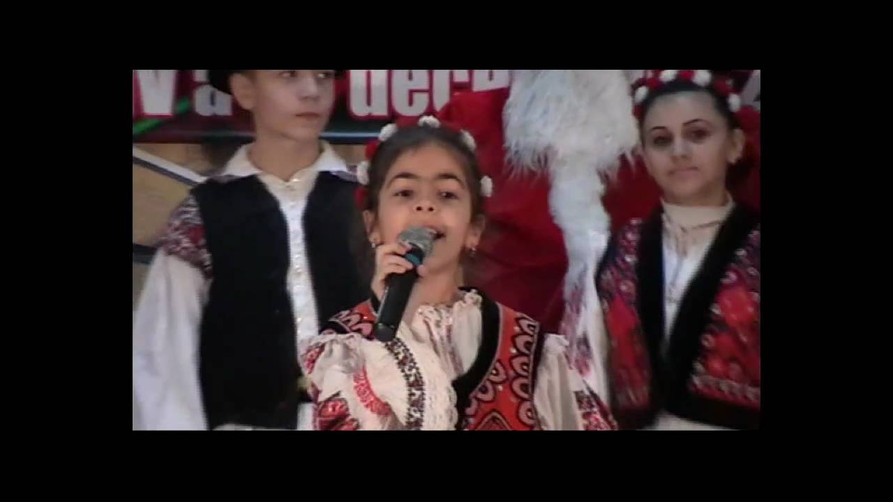 Curtici - Alexandra Dragan in recital - YouTube