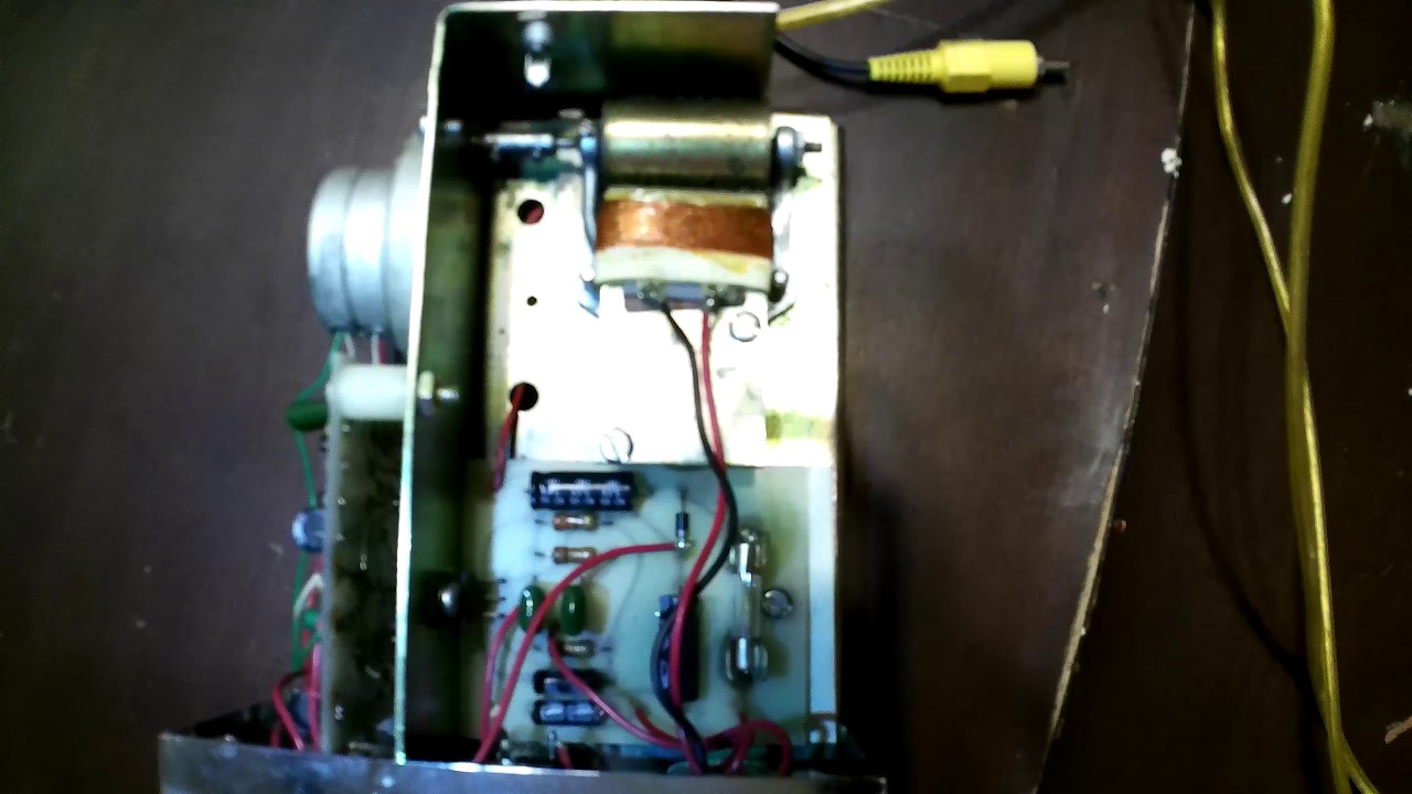 Another Vintage Nichols Electronics 1800 Music Box - YouTube