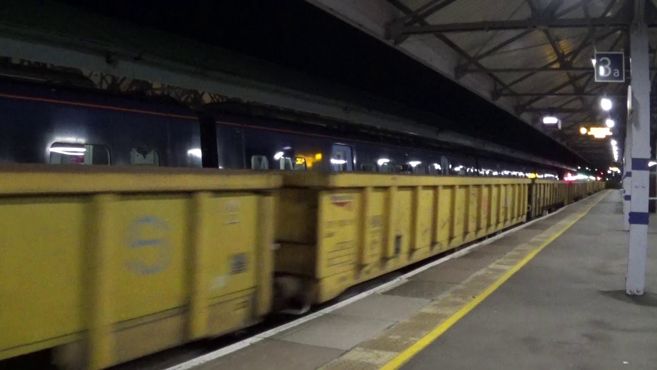 CLASS 66847 COLAS RAIL FREIGHT & BALLAST WAGONS THROUGH RAMSGATE 11/01 ...