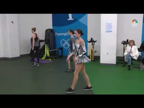 Alina Zagitova and Evgenia Medvedeva warmup before skate