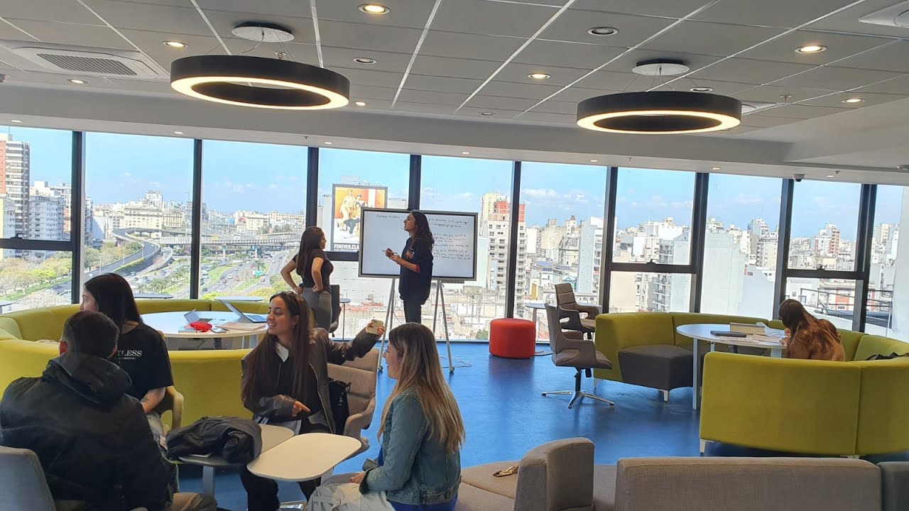 Conocé UADE Xperience - YouTube