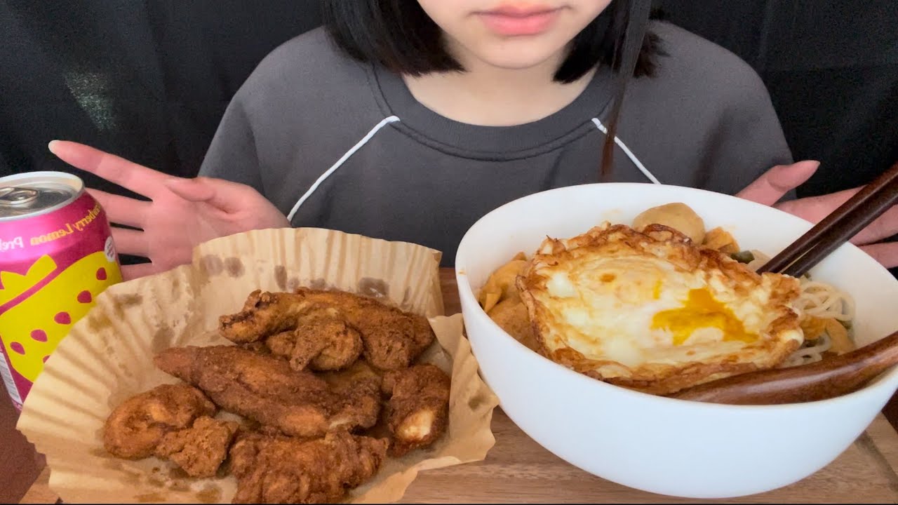 ASMR STIR FRIED SNAIL RICE NOODLES FRIED CHICKEN TENDERS | SLURPING ⚠️ ...