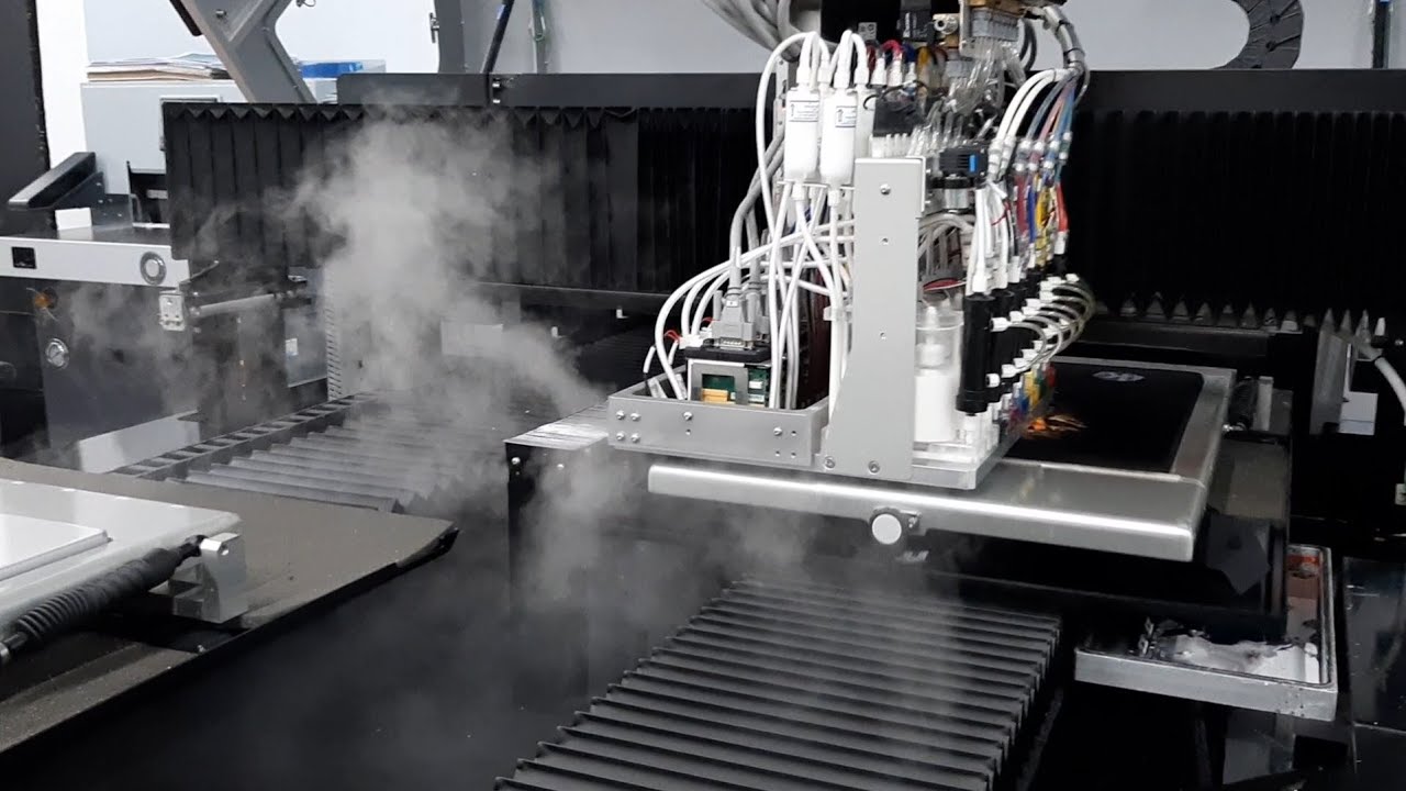 Amazing..!!! This is the Work Process of a sophisticated Screen ...