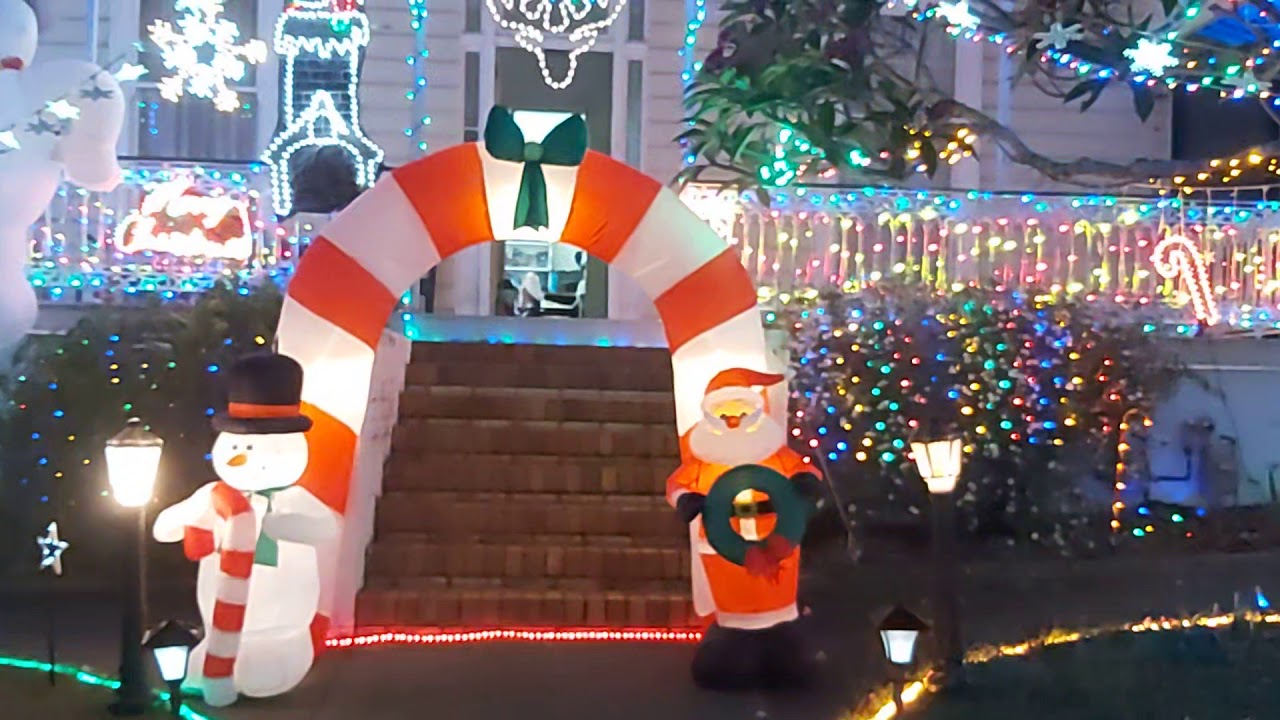 2020 Christmas lights Thomas St, Sadliers Crossin Qld, Australia - YouTube