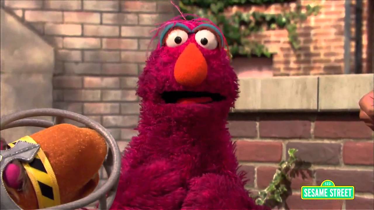 Sesame Street: Season 42 Sneak Peek -- Humpty Dumpty's Big Break - YouTube