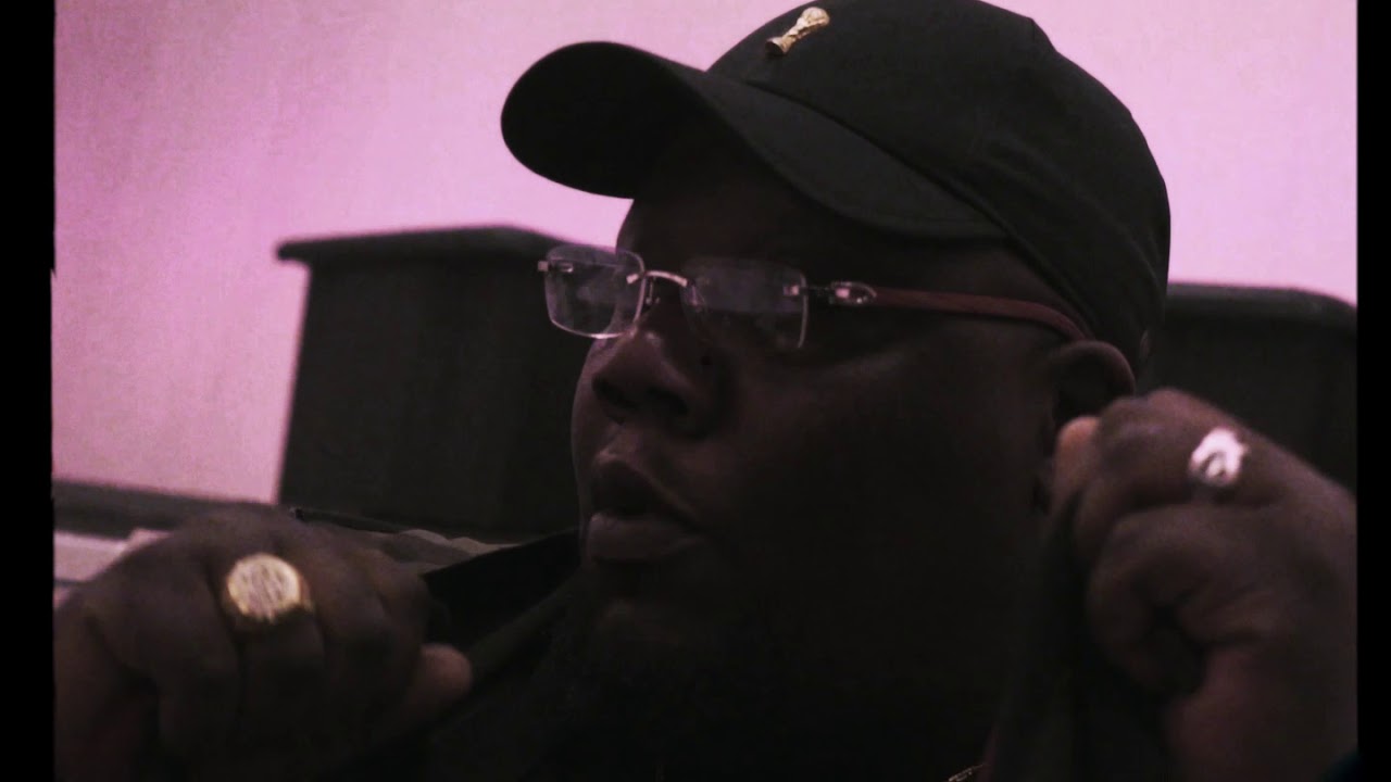 Jr O Crom - We We We #EnAttendantBaffedOurspart.4 - YouTube