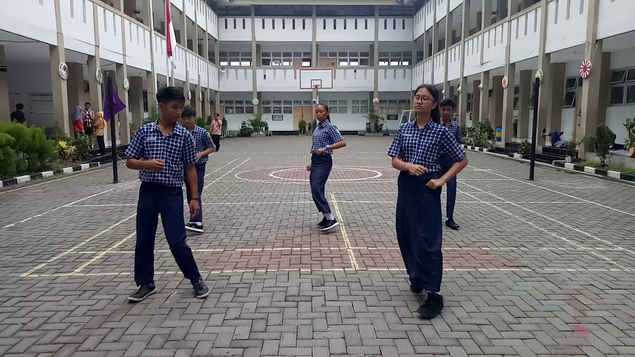 TARI CHA CHA KELOMPOK SMP NEGERI 42 SEMARANG KELAS IX F - YouTube