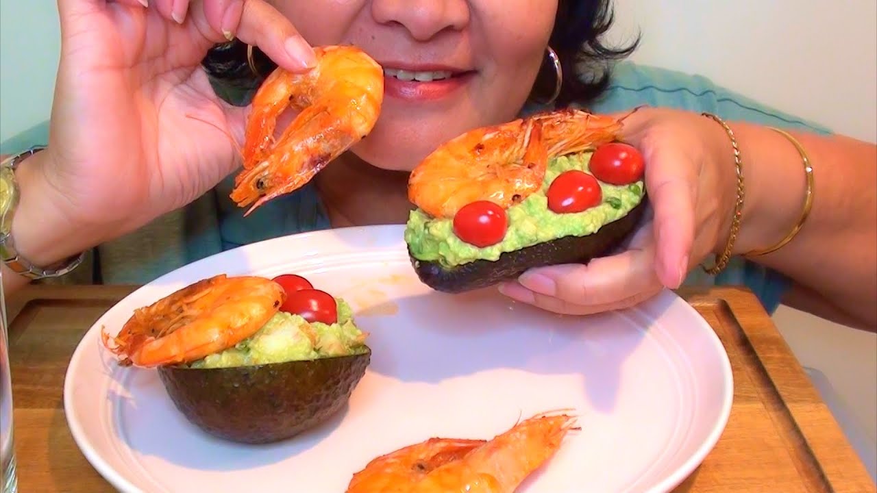ASMR Smashed Avocado🥑 and Prawn🦐 Salsa MEB ASMR - YouTube