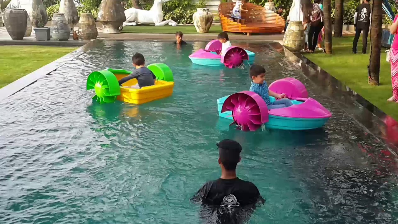 KID'S PADDLE BOAT RIDE - YouTube