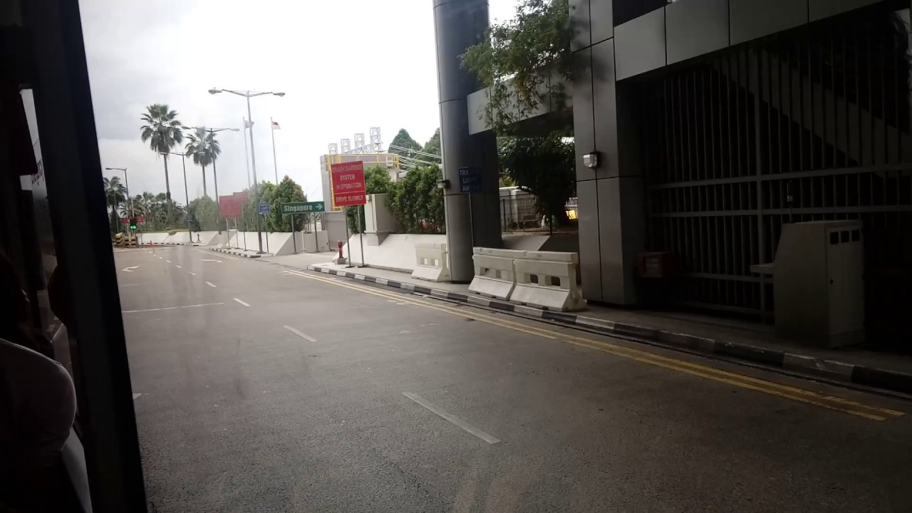 Bus from Woodlands Checkpoint to Johor Bahru Checkpoint - YouTube