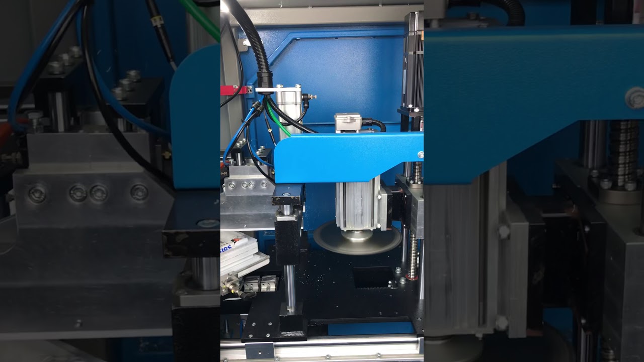 Delta AS228 PLC ile İnterpolasyon Uygulaması - YouTube