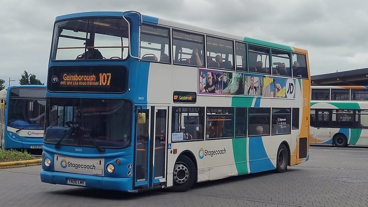 18433 YN06 LMK leaving Lincoln bus station on a 107 to Gainsborough ...