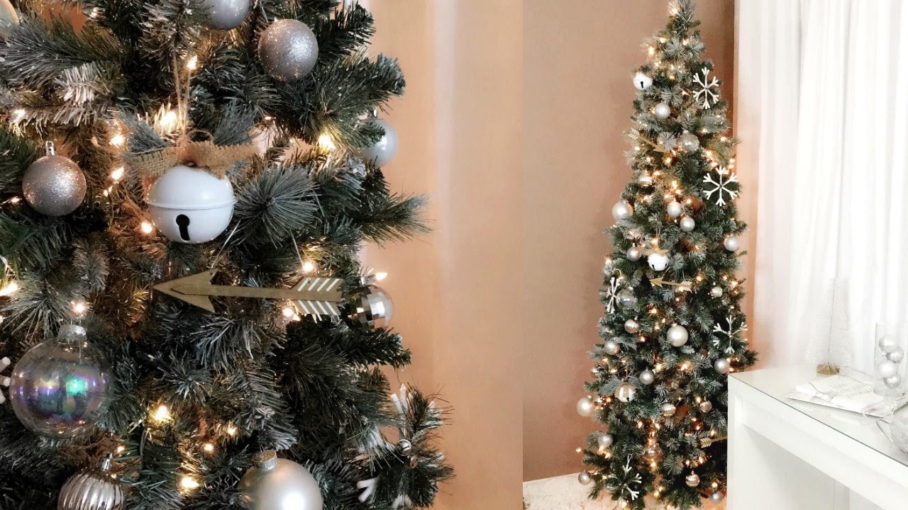How We Decorated Our Tree + DIY Tree Flocking - YouTube