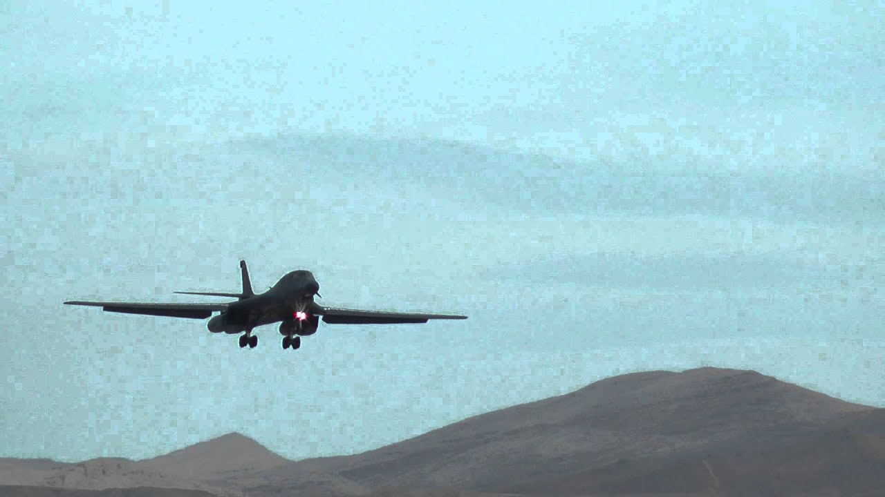 B - 1B Bomber Approach and Landing Filmed by a Pilot in Professional ...