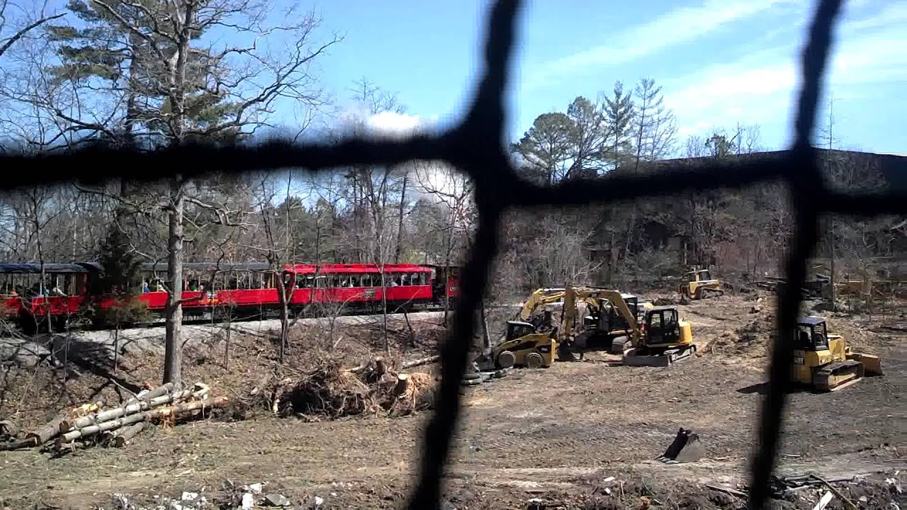 FSDL #13 passing behind Geyser Gulch - YouTube