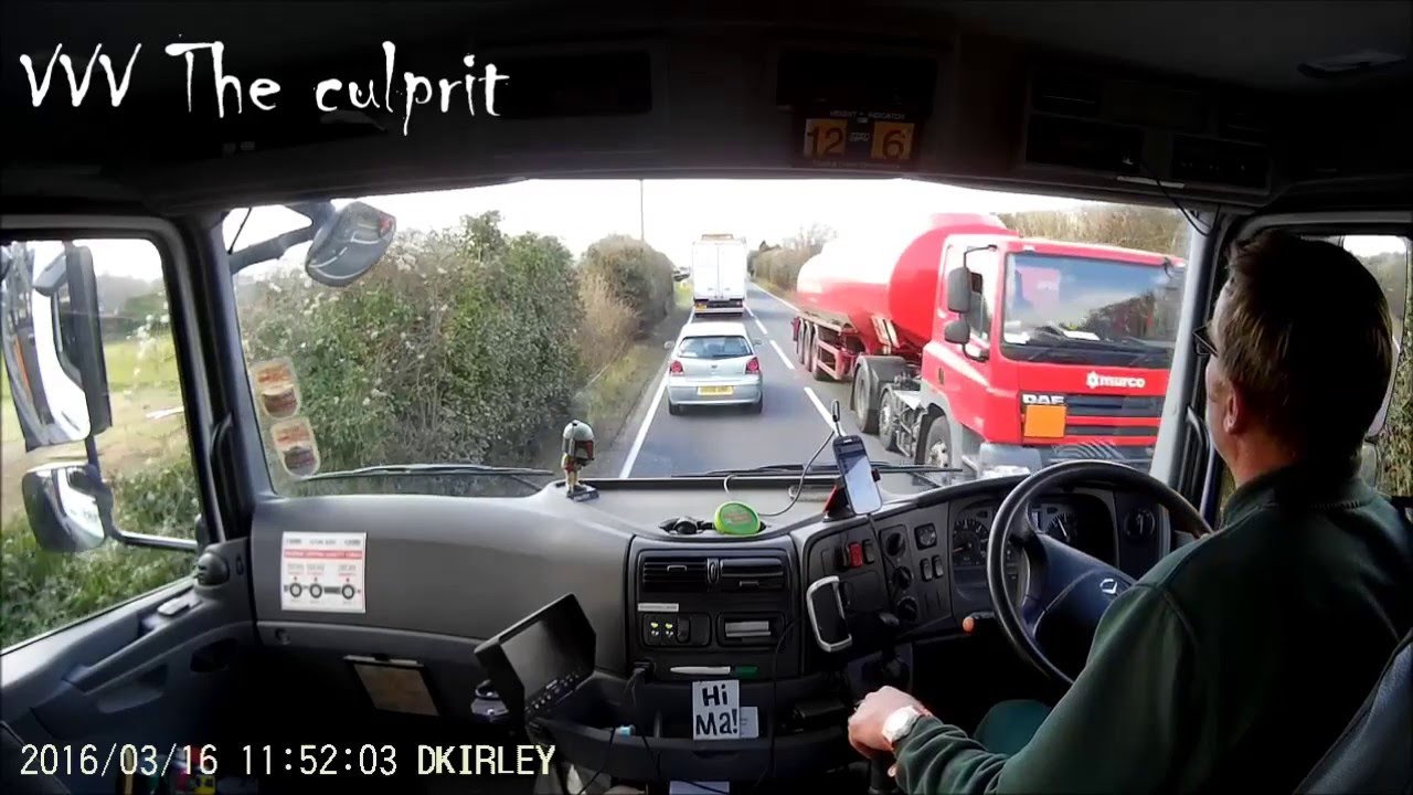 A272 crash aftermaff - YouTube