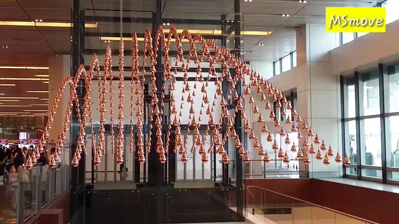 Kinetic rain Changi airport of Singapore 2018 (part 1) - YouTube
