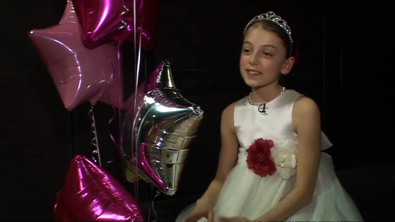 BGT's Hollie Steel launches debut album - YouTube