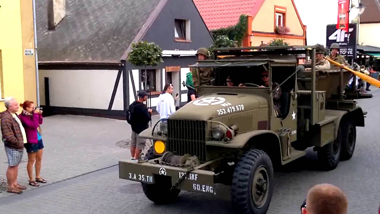 D-day Hel 2014 Parada 2A ul.Wiejska - YouTube