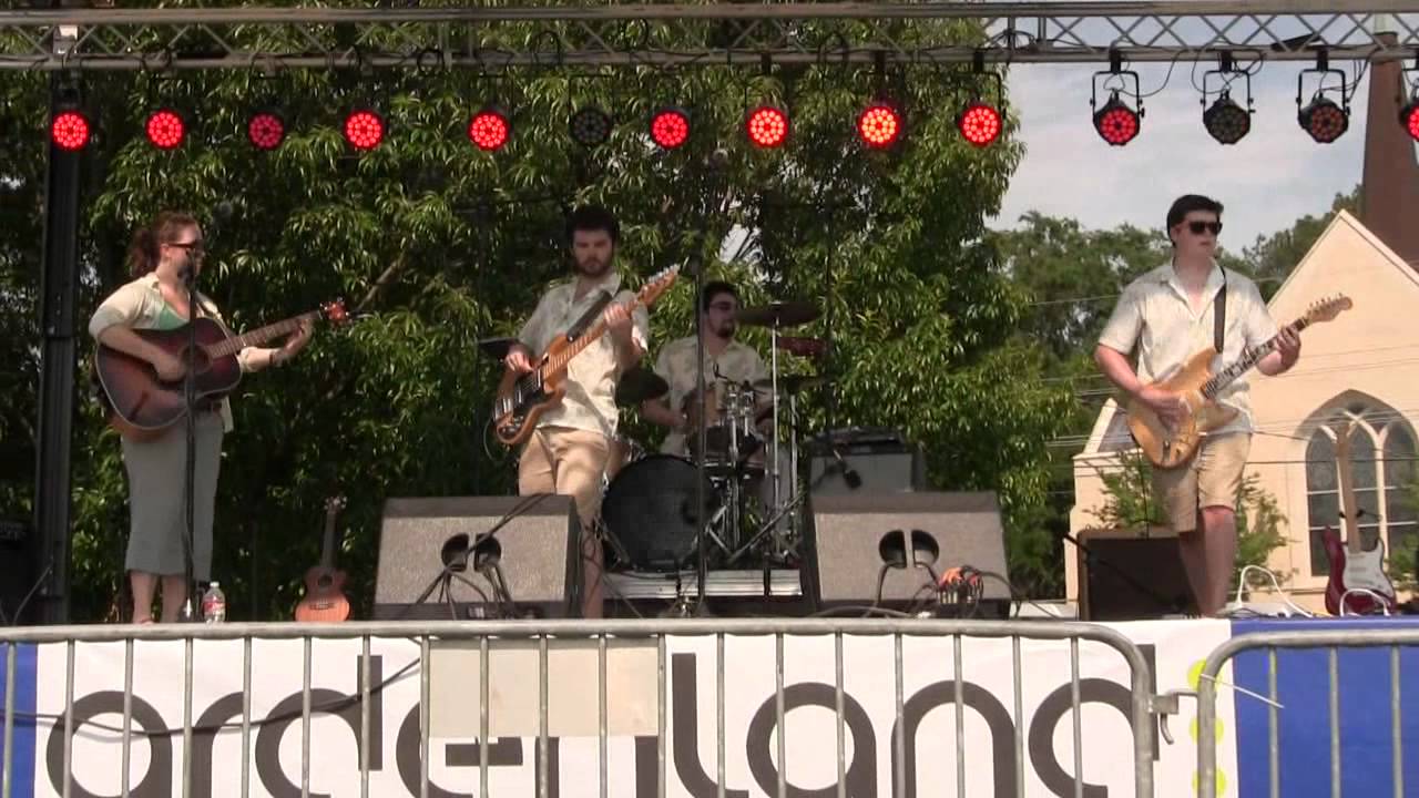 Buddy and the Squids at Babalooza (12) - YouTube