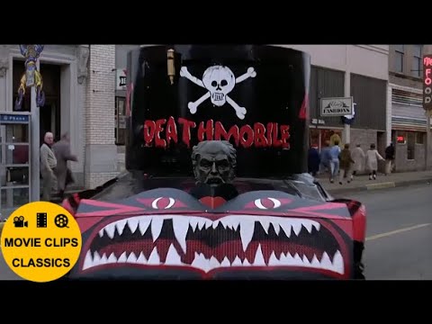 Animal House (1978) - Chaos at the Homecoming Parade - YouTube