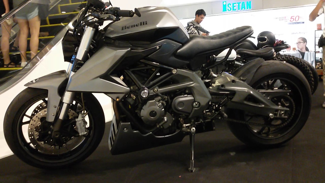 Benelli custom by K-SPEED - YouTube