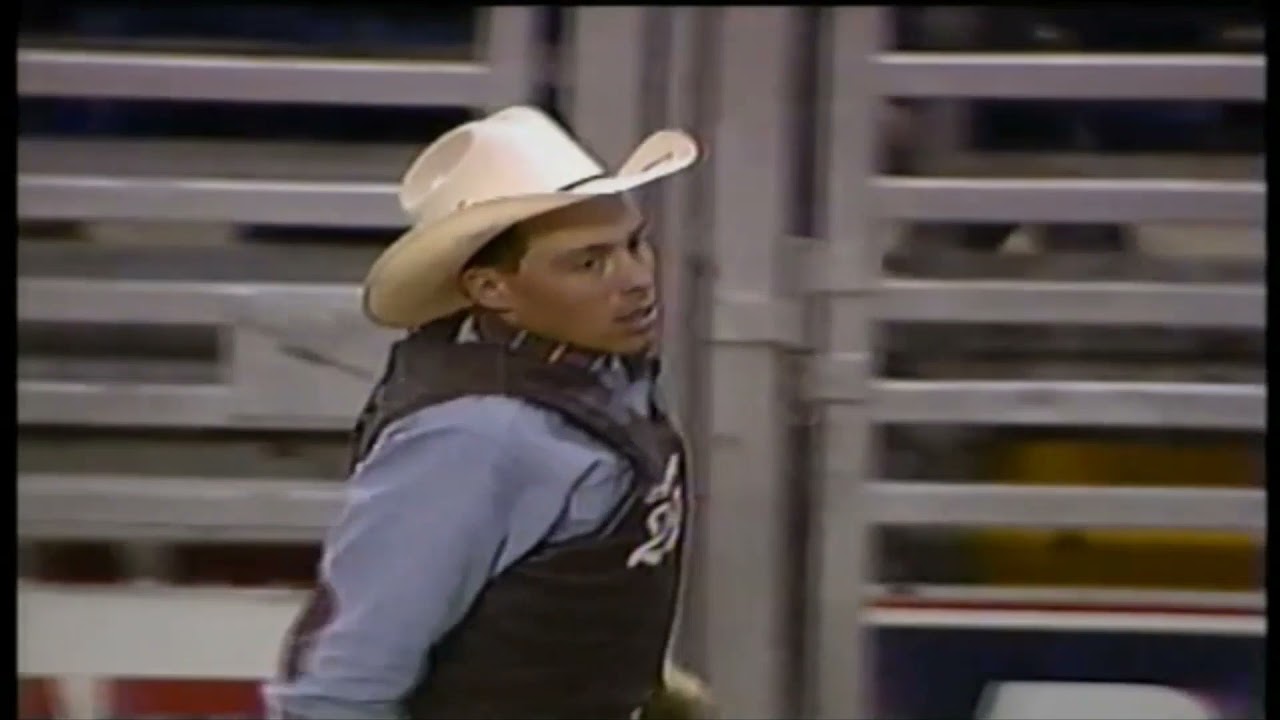 Aaron Semas vs Ultimate Warrior - 96 PBR Sacramento (88 pts) - YouTube