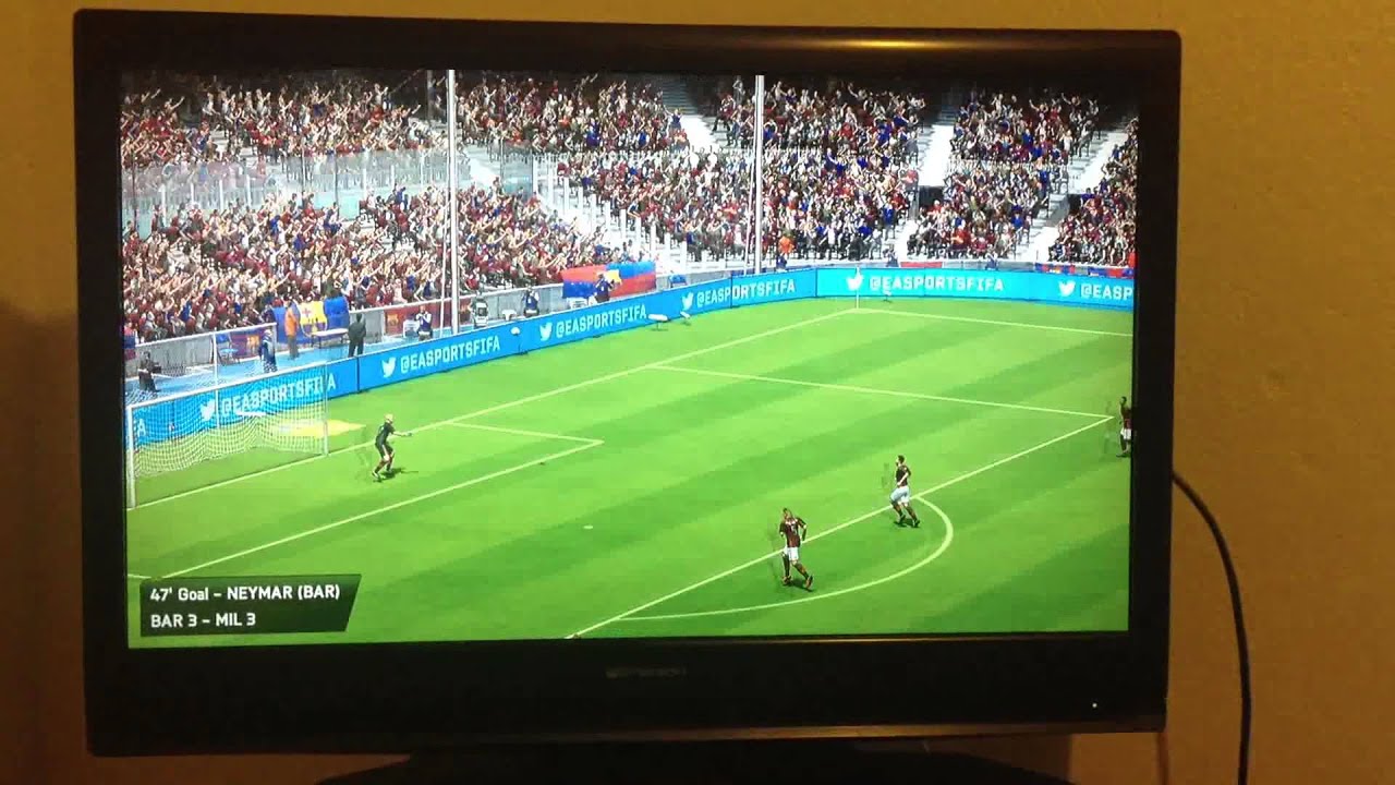 Awesome half field goal - YouTube