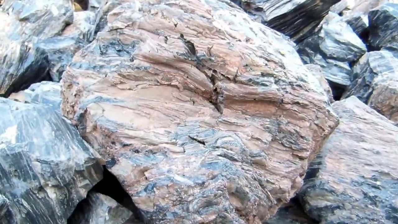 Obsidian domes near Mammoth Lakes CA - closeups of obsidian boulders ...