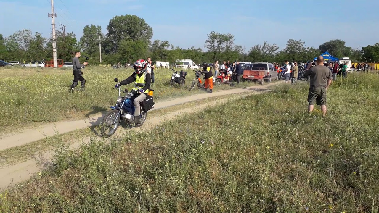 Moped rally 2018 indulas - YouTube