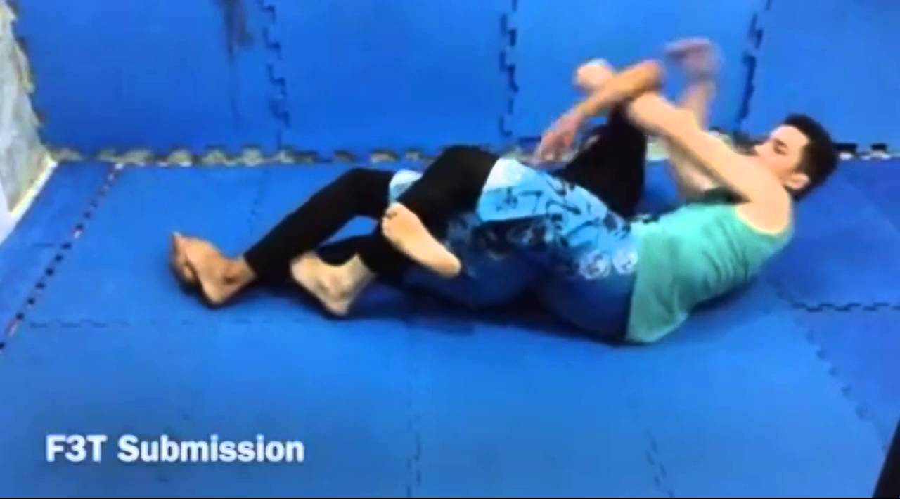 UFC - Jiu Jitsu - Submission - Twister - YouTube
