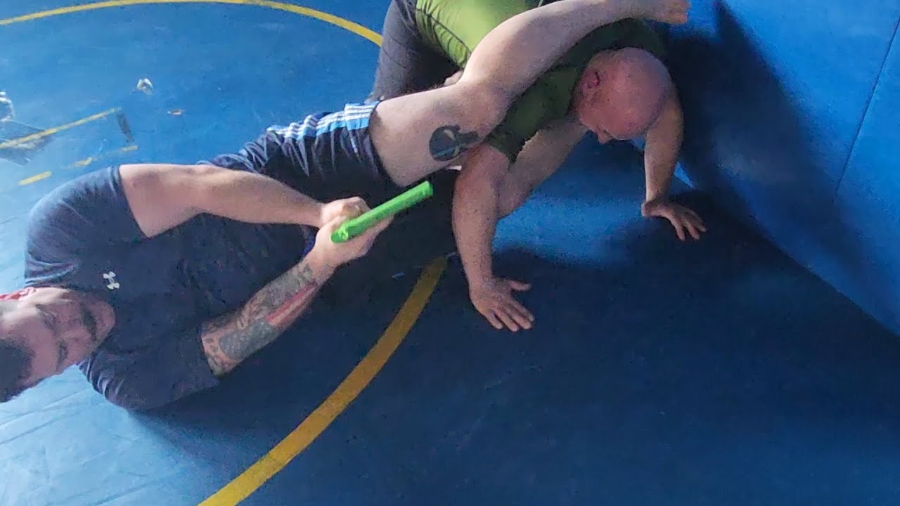 Weapon Retention Training - YouTube