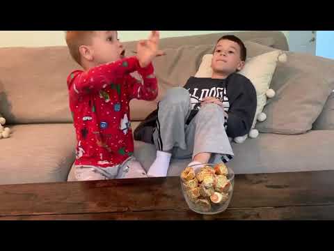 Mom Gets Busted by Kids While Taping Them Doing Toddler Temptation Challenge - 1125666