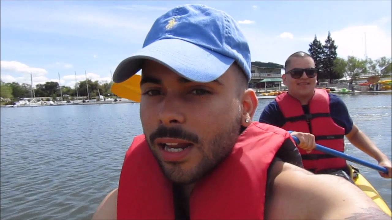 A DAY KAYAKING - REY PAPI - YouTube