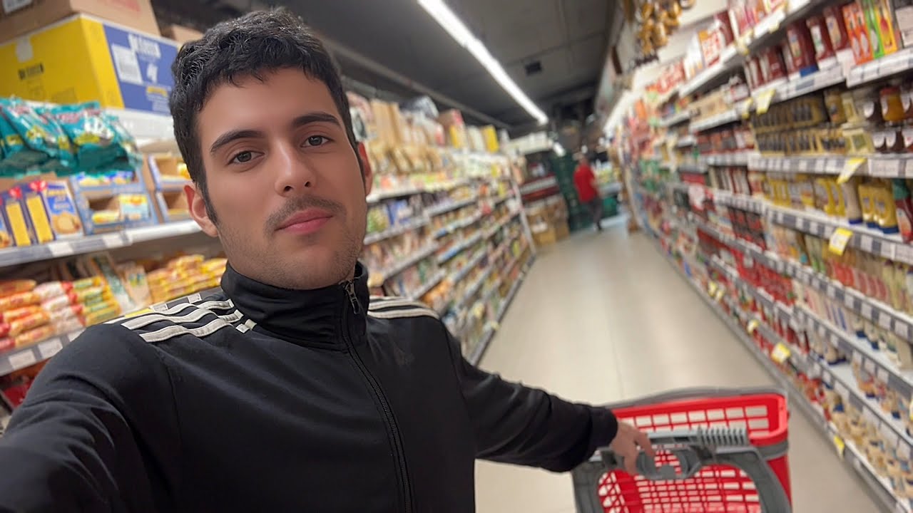 Cantando ‘Ainda Bem’ no Supermercado: Uma Homenagem à Minha Mãe - YouTube