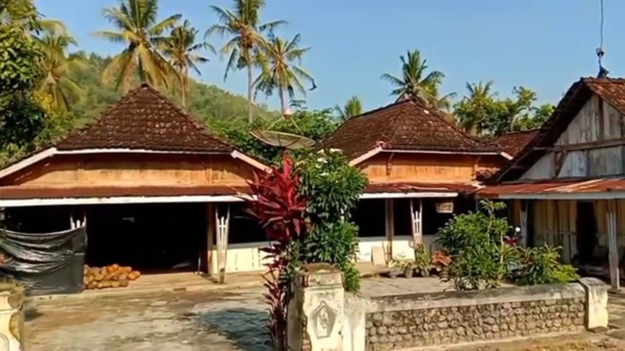 rumah kuno model sinom yang jarang di temui dari kayu pilihan yang ...