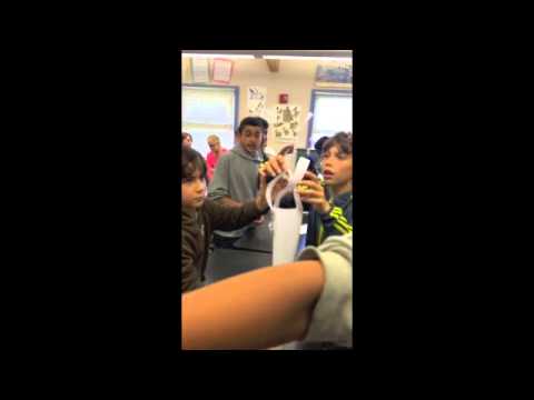 Paper tower- physics olympics - YouTube