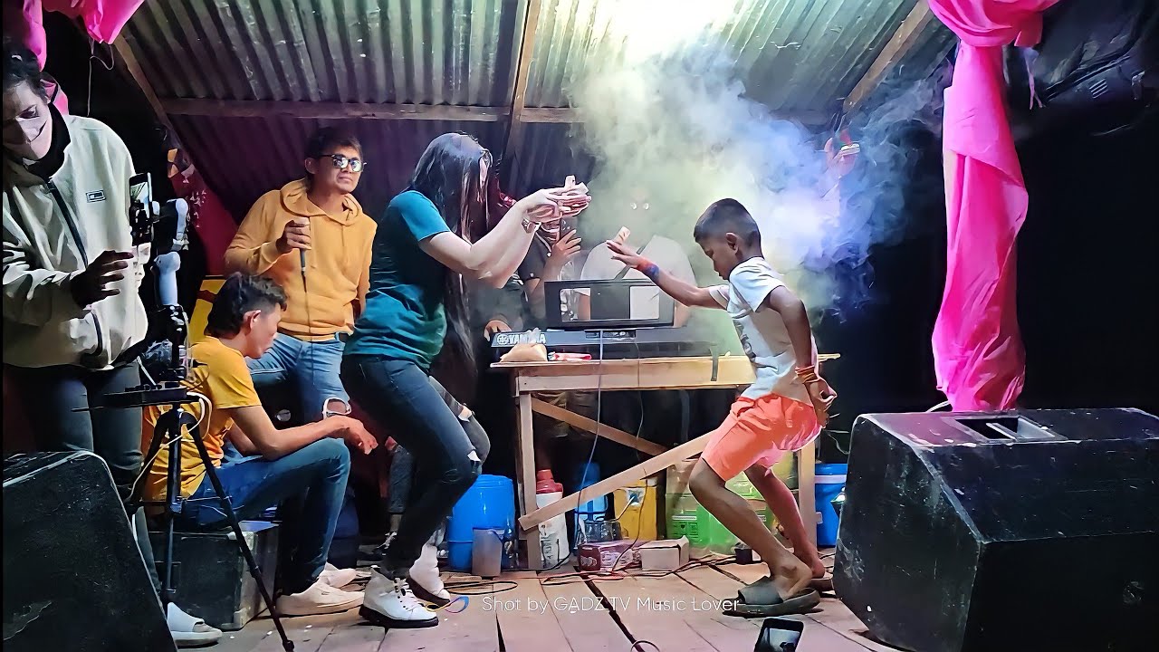 panis si singkit kay baby boy/mas magaling pa sumayaw si baby boy - YouTube