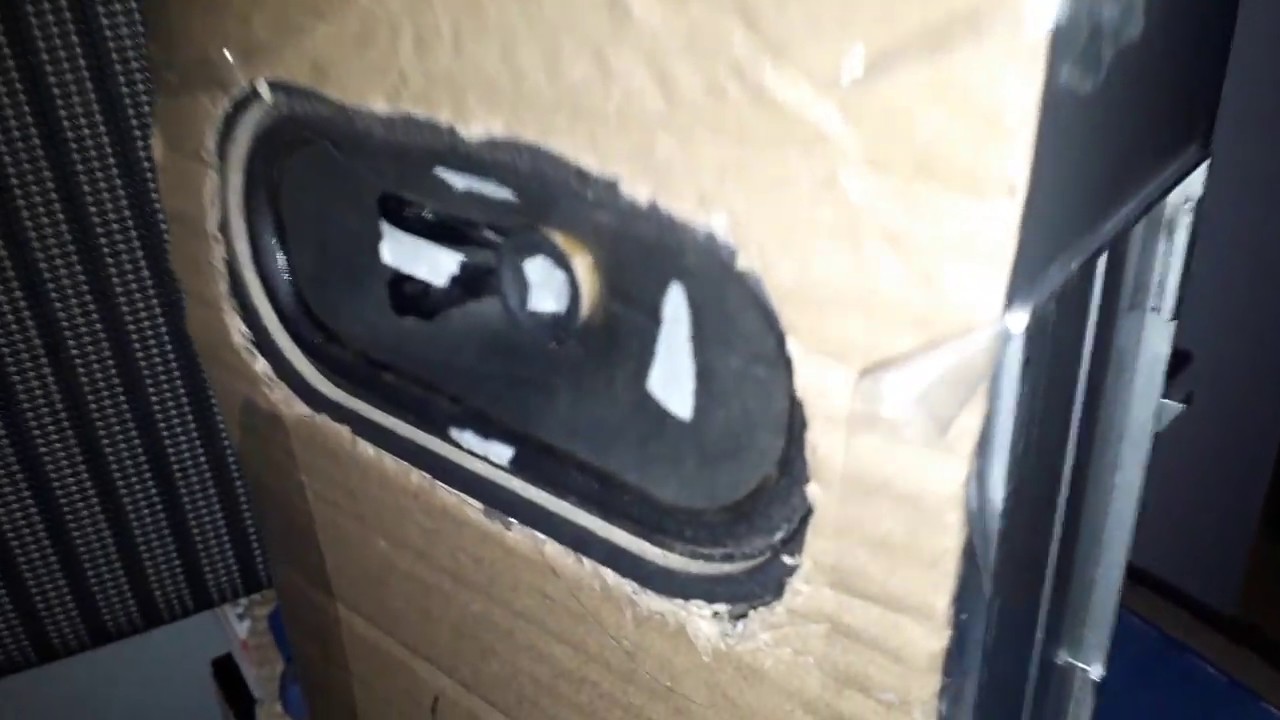 Another speaker project (bass test)! - YouTube