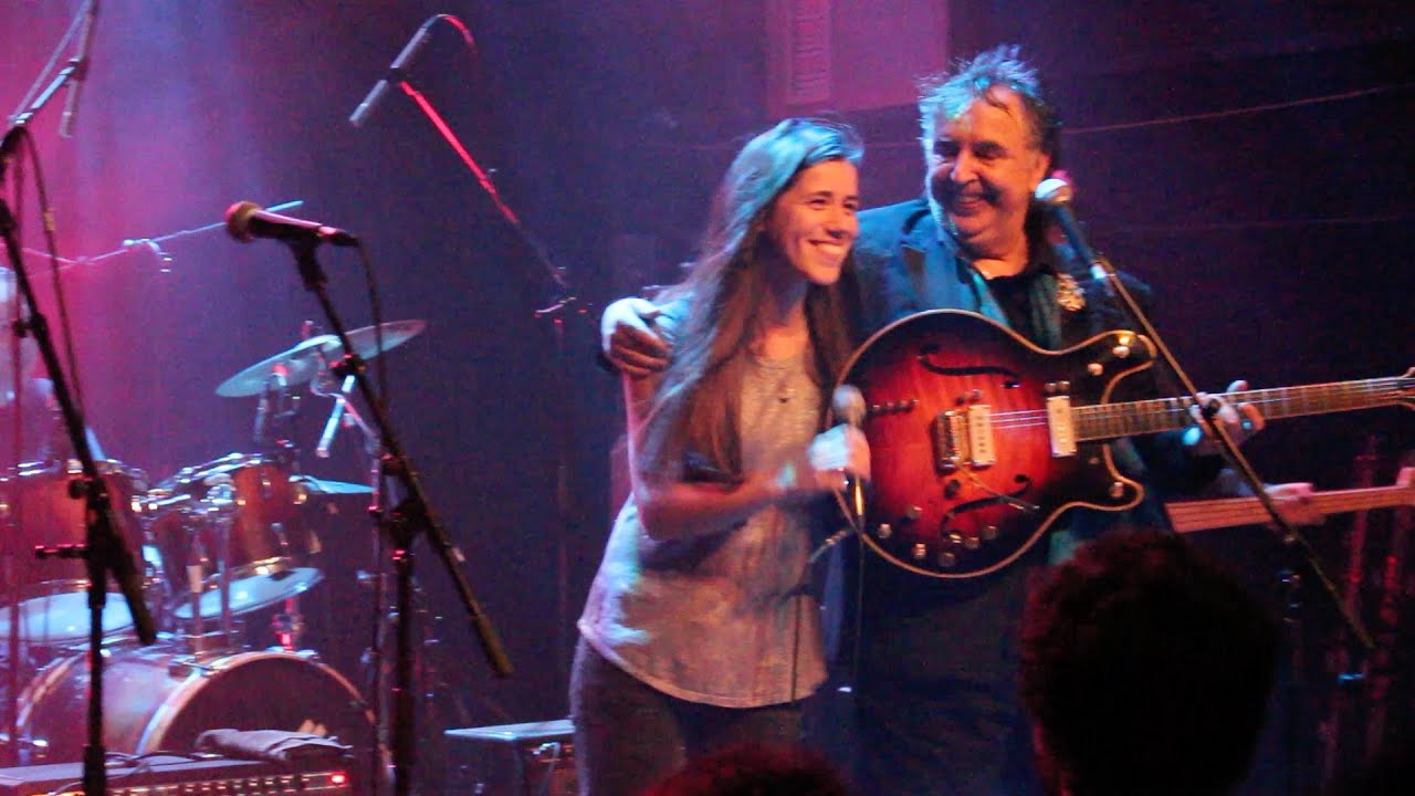 OS MUTANTES - Balada do Louco (ft. Carly Bryant) - YouTube