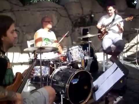 Calixto, Şinasi, Gökhan - Cha Pa' Calixto at İçmeler