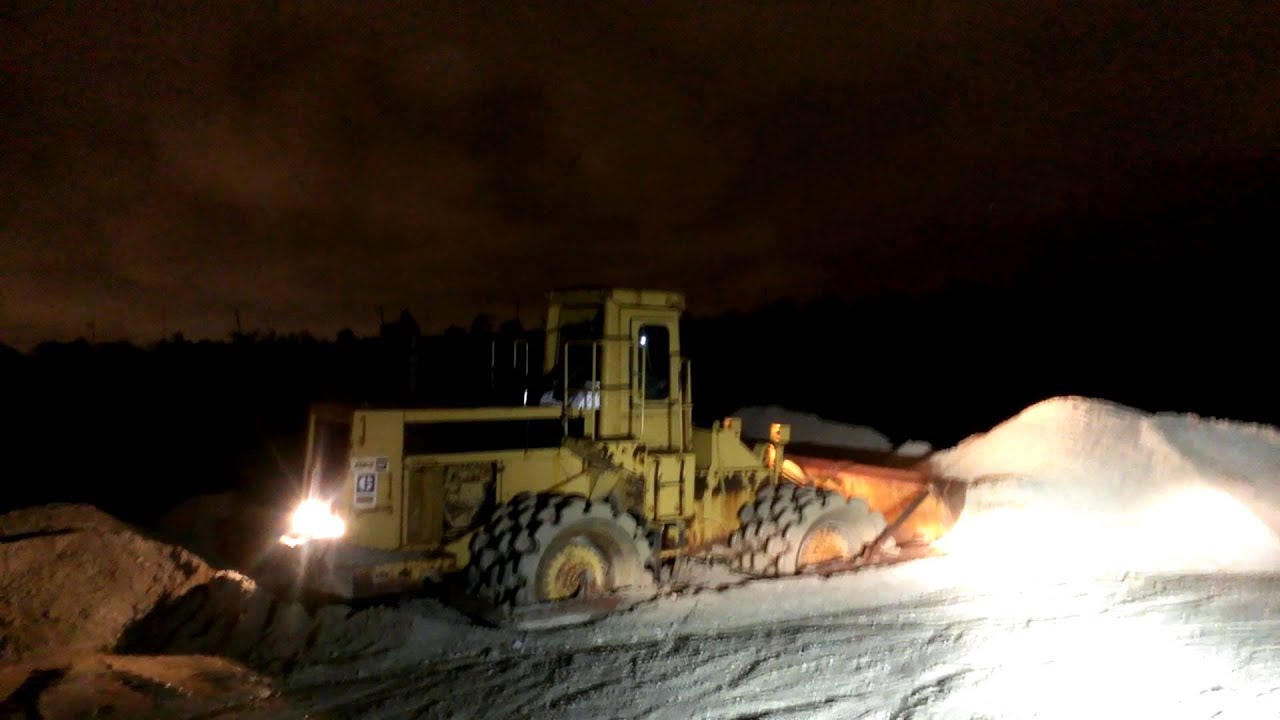 old caterpillar compactor - YouTube