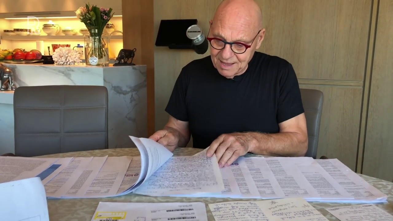 Havenbaron Jan Rijsdijk over de vele brieven die hij krijgt - YouTube